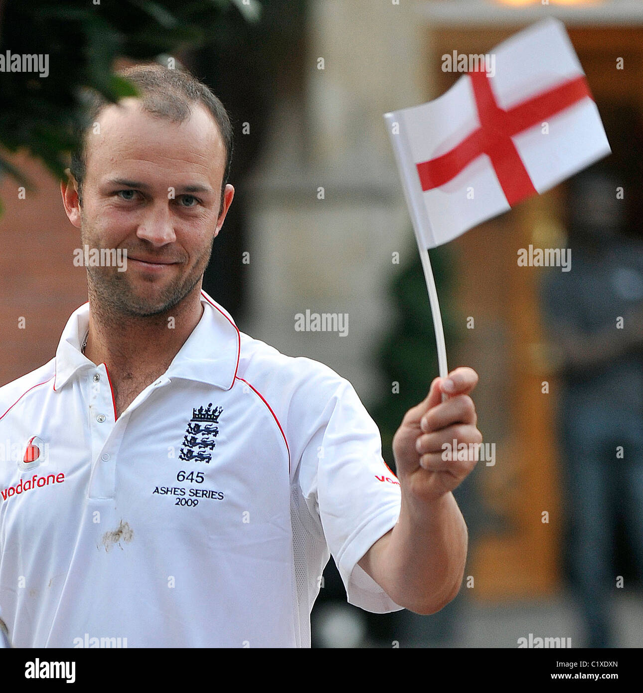 Jonathan Trott The England Cricket team celebrate their Ashes win over ...