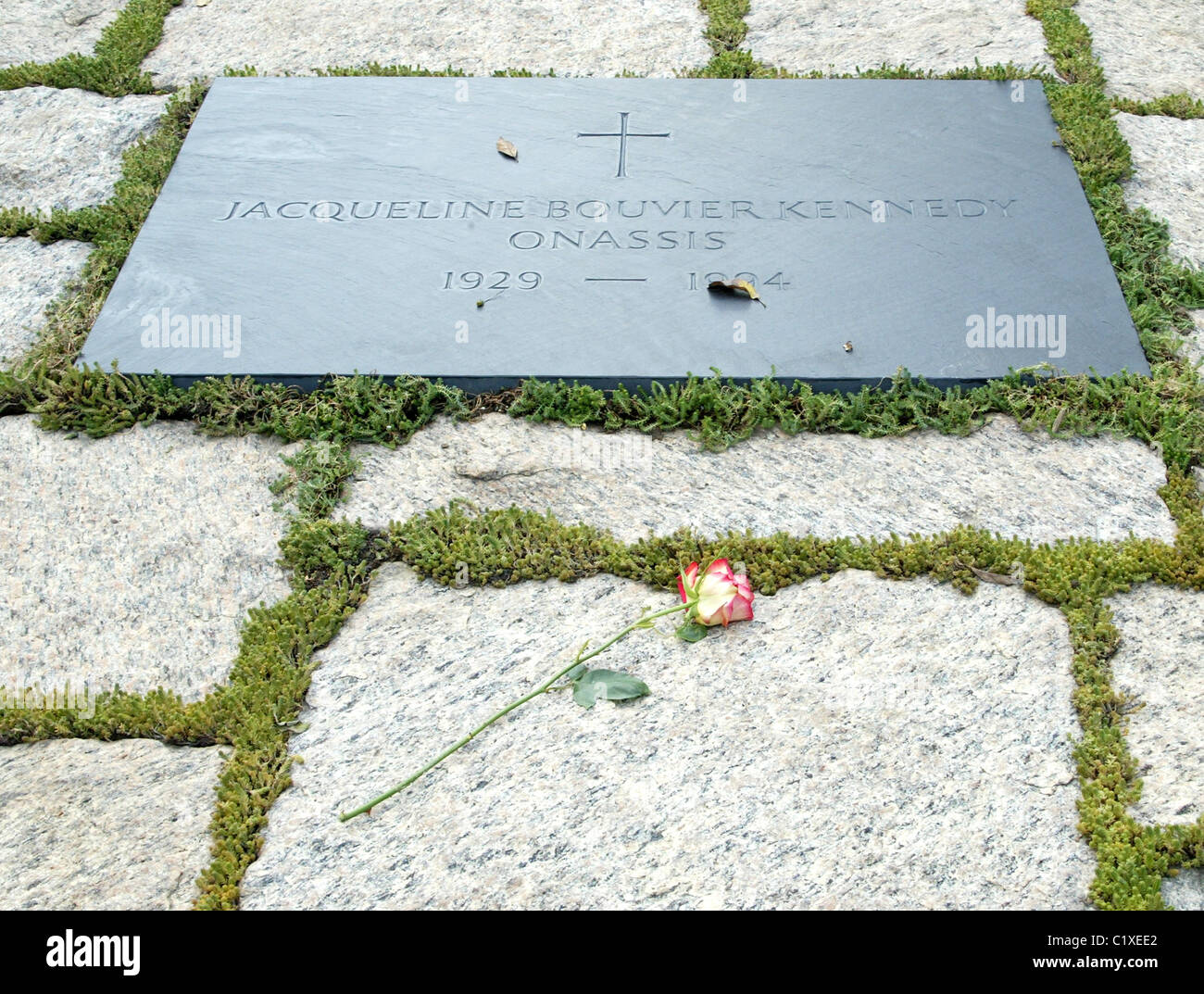 Grave jacqueline kennedy onassis arlington hi-res stock photography and ...
