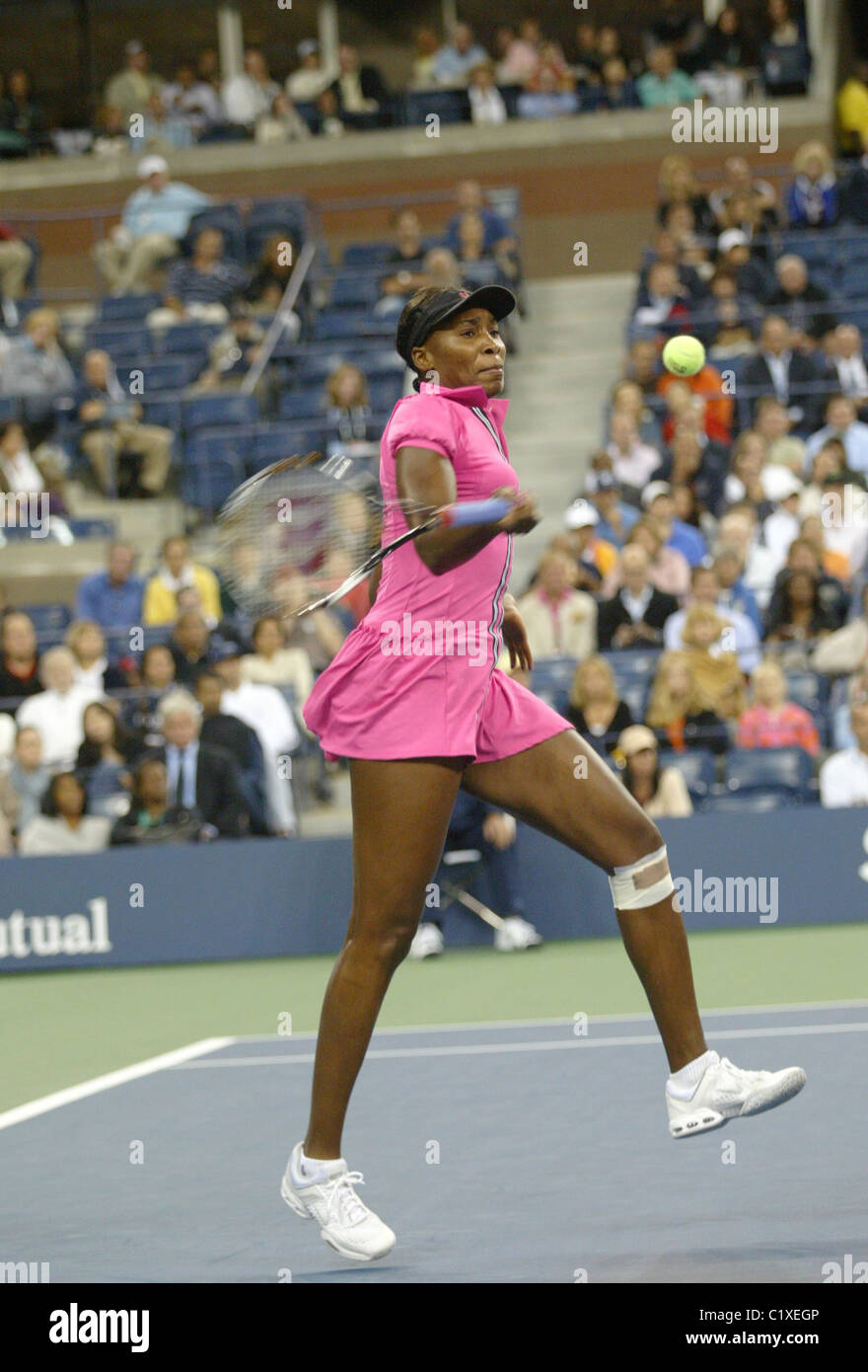 Venus Williams from the USA in action during her match against Vera ...