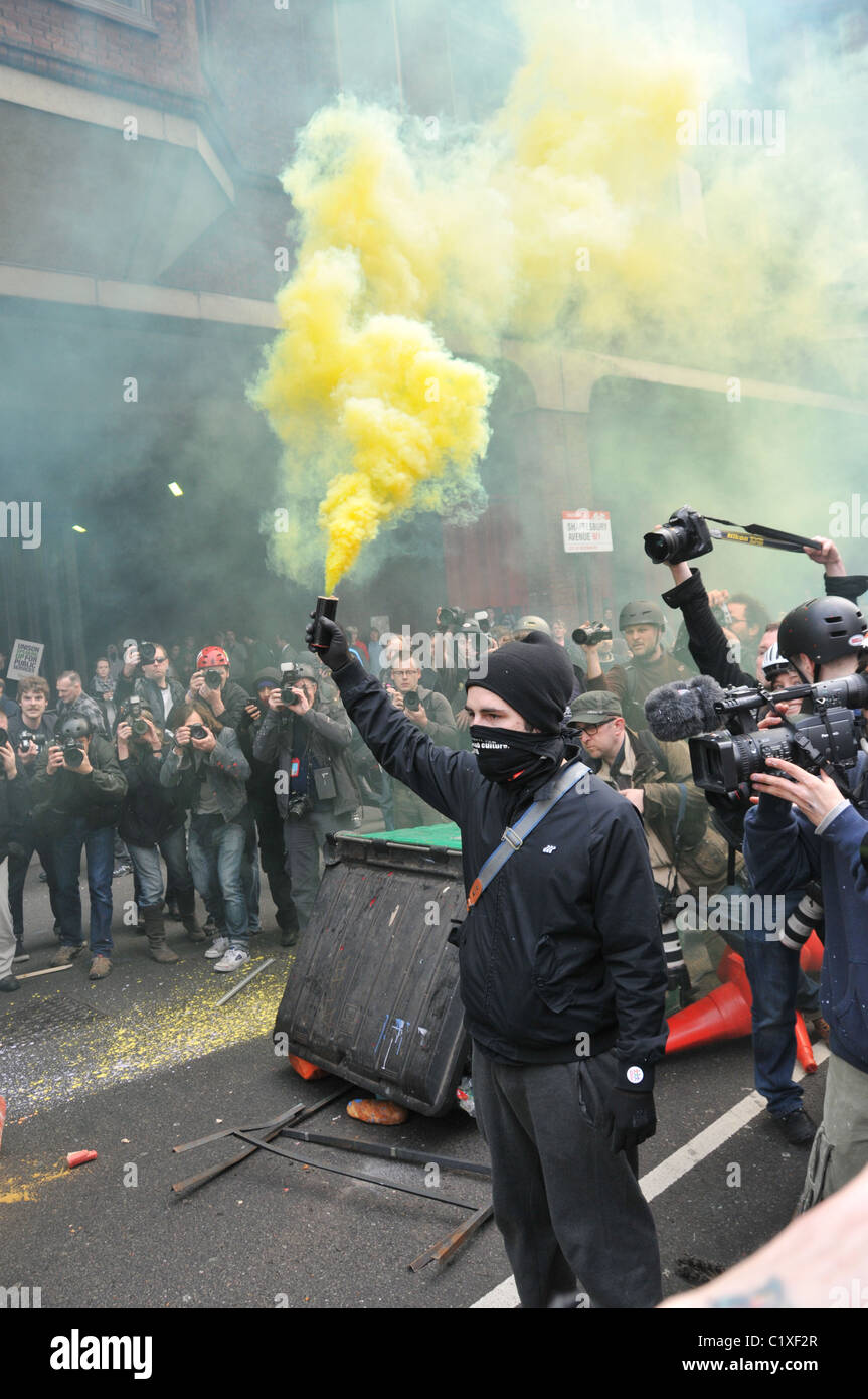 Anarchists protest hi-res stock photography and images - Alamy