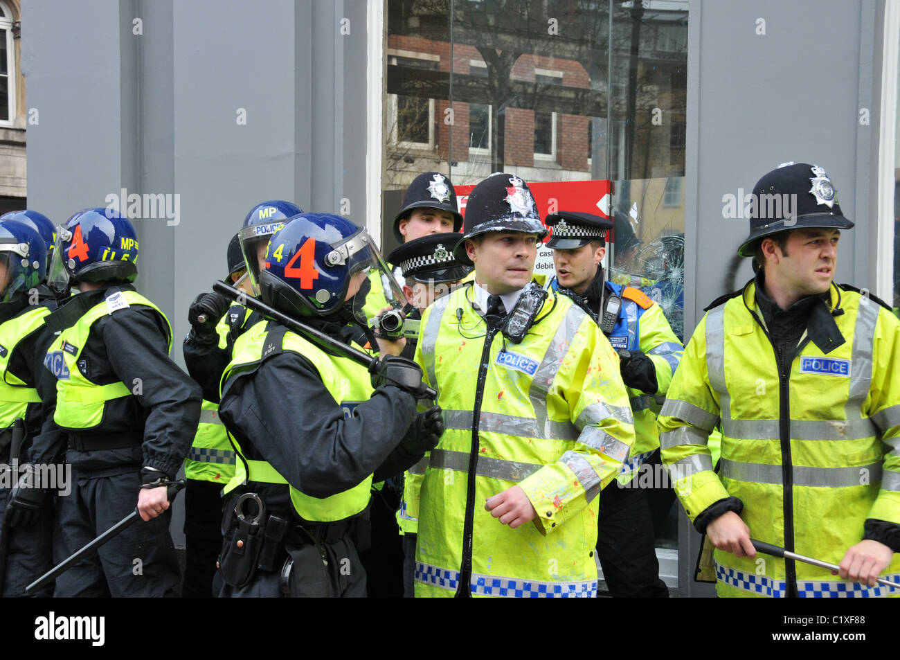 Rioting Stock Photos & Rioting Stock Images - Alamy