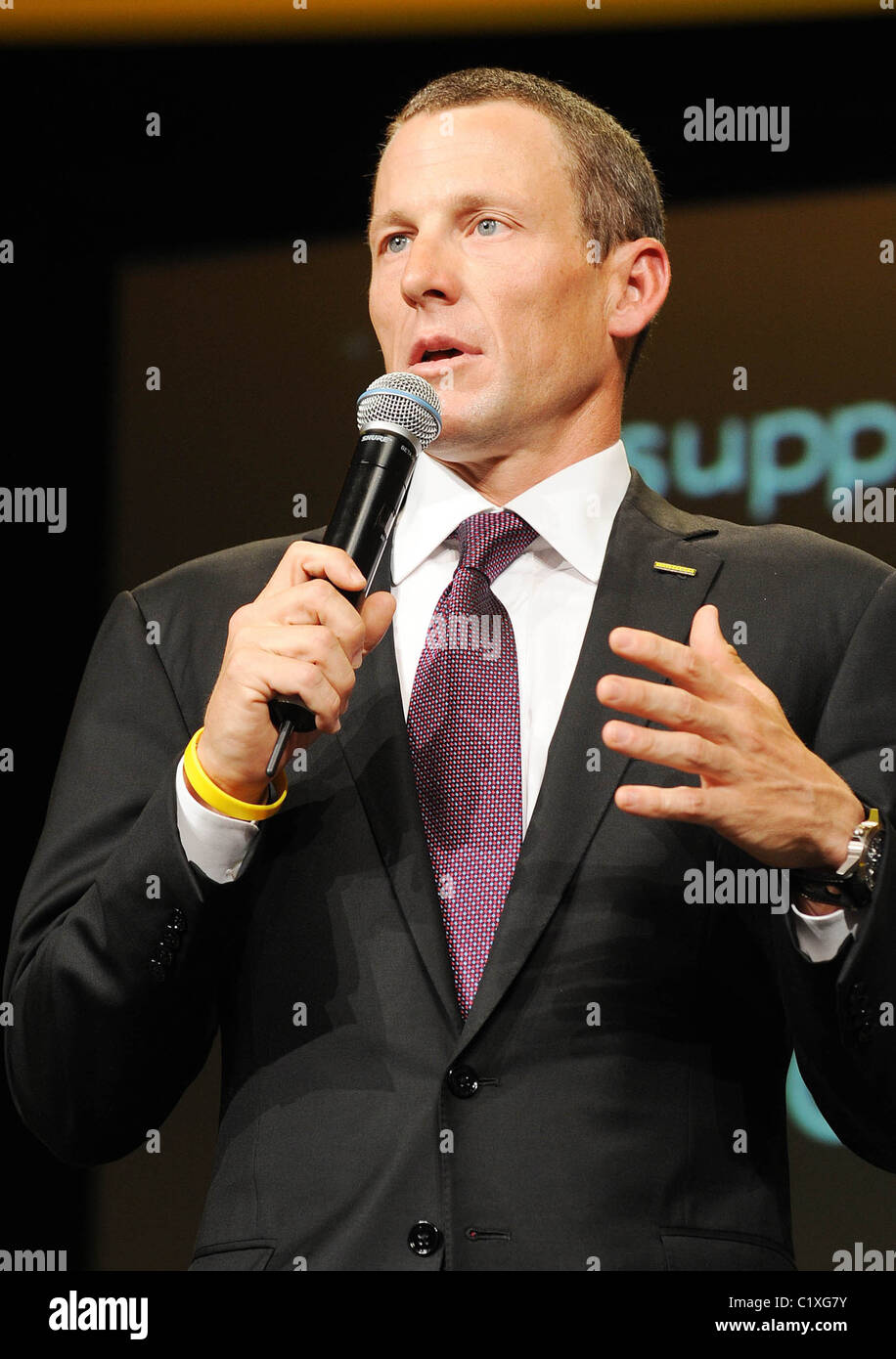 Lance Armstrong speaking at the 'Livestrong Global Cancer Summit' at ...
