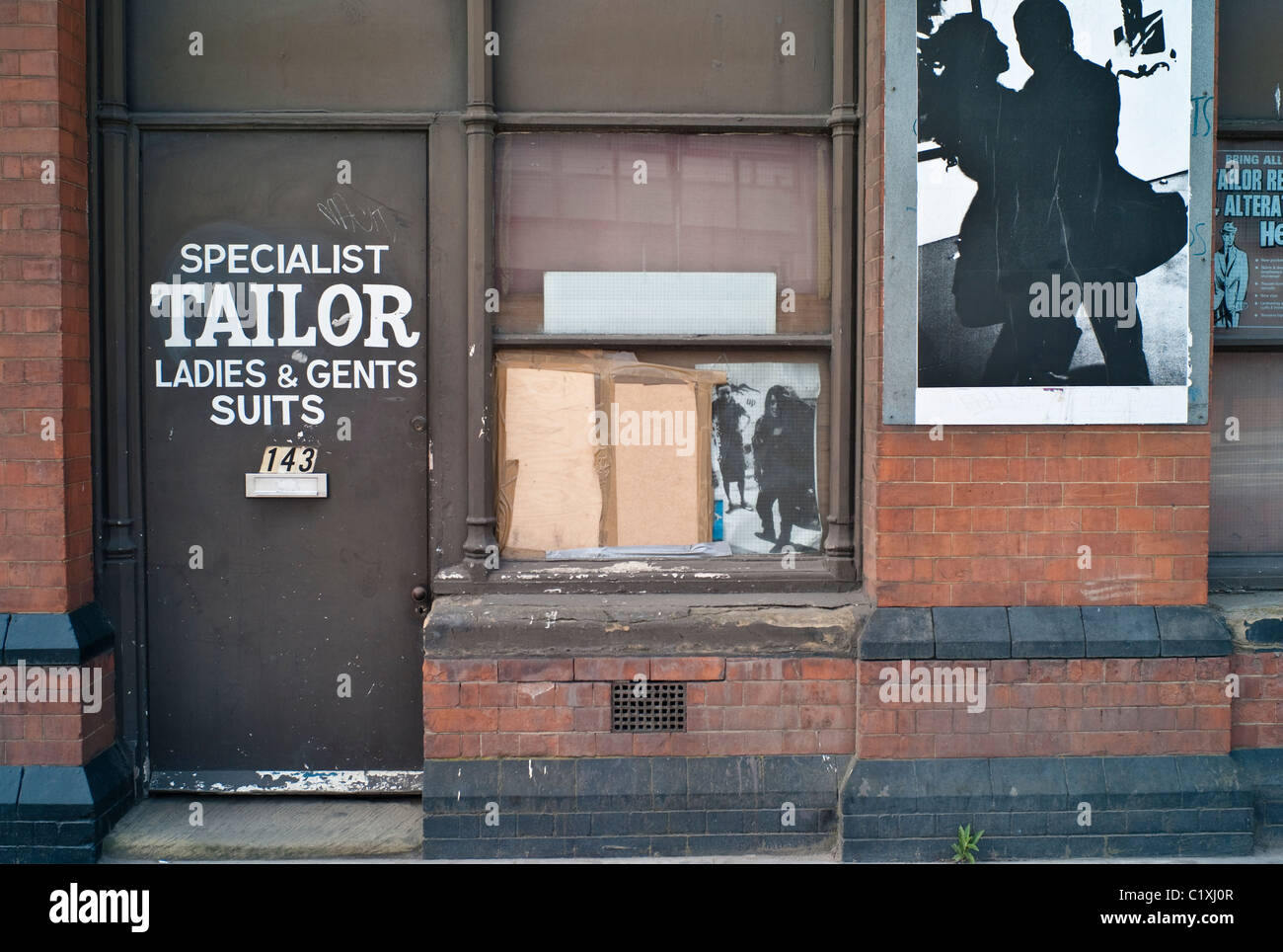 Old fashioned tailors shop london hi-res stock photography and images ...