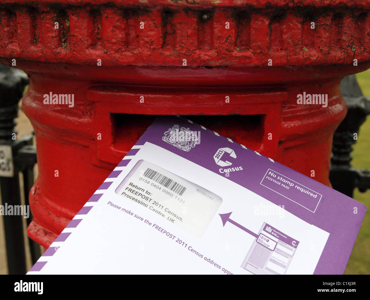 A completed 2011 UK Census form being posted Stock Photo - Alamy