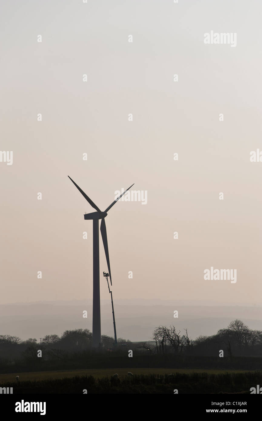 Cherry picker wind turbine hi-res stock photography and images - Alamy