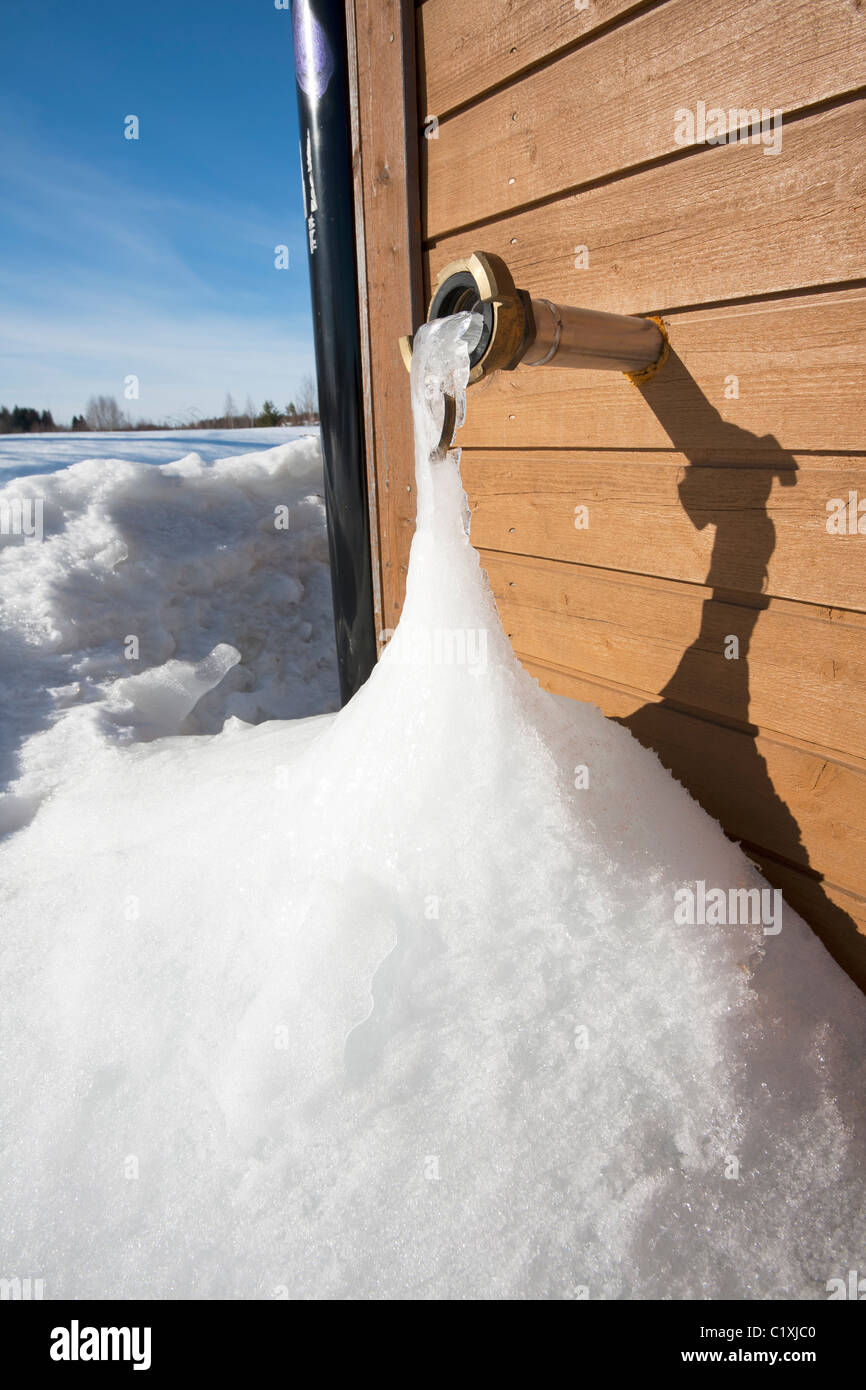 Dripping freezing water hi-res stock photography and images - Alamy