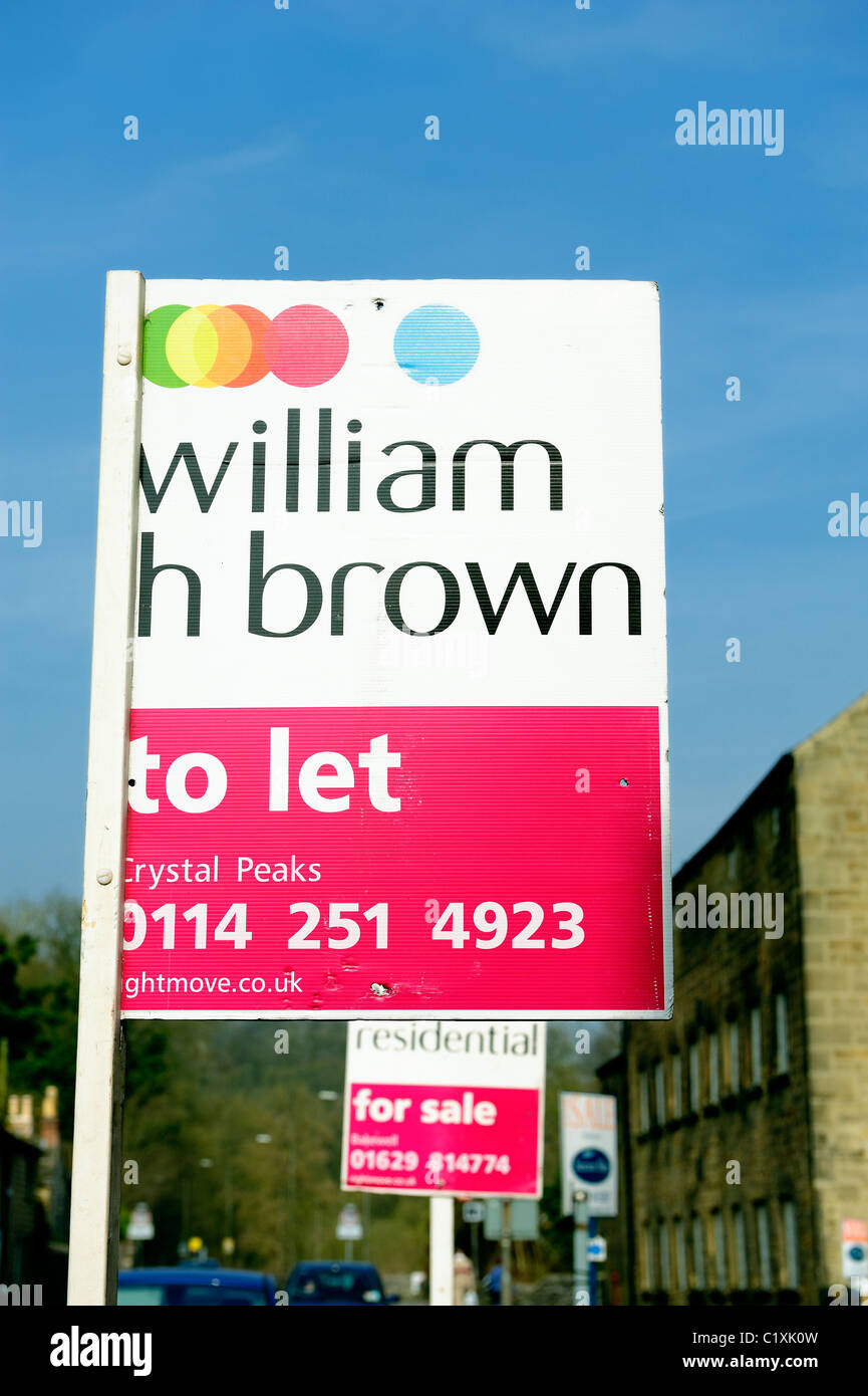 property to let for sale sign england uk Stock Photo - Alamy
