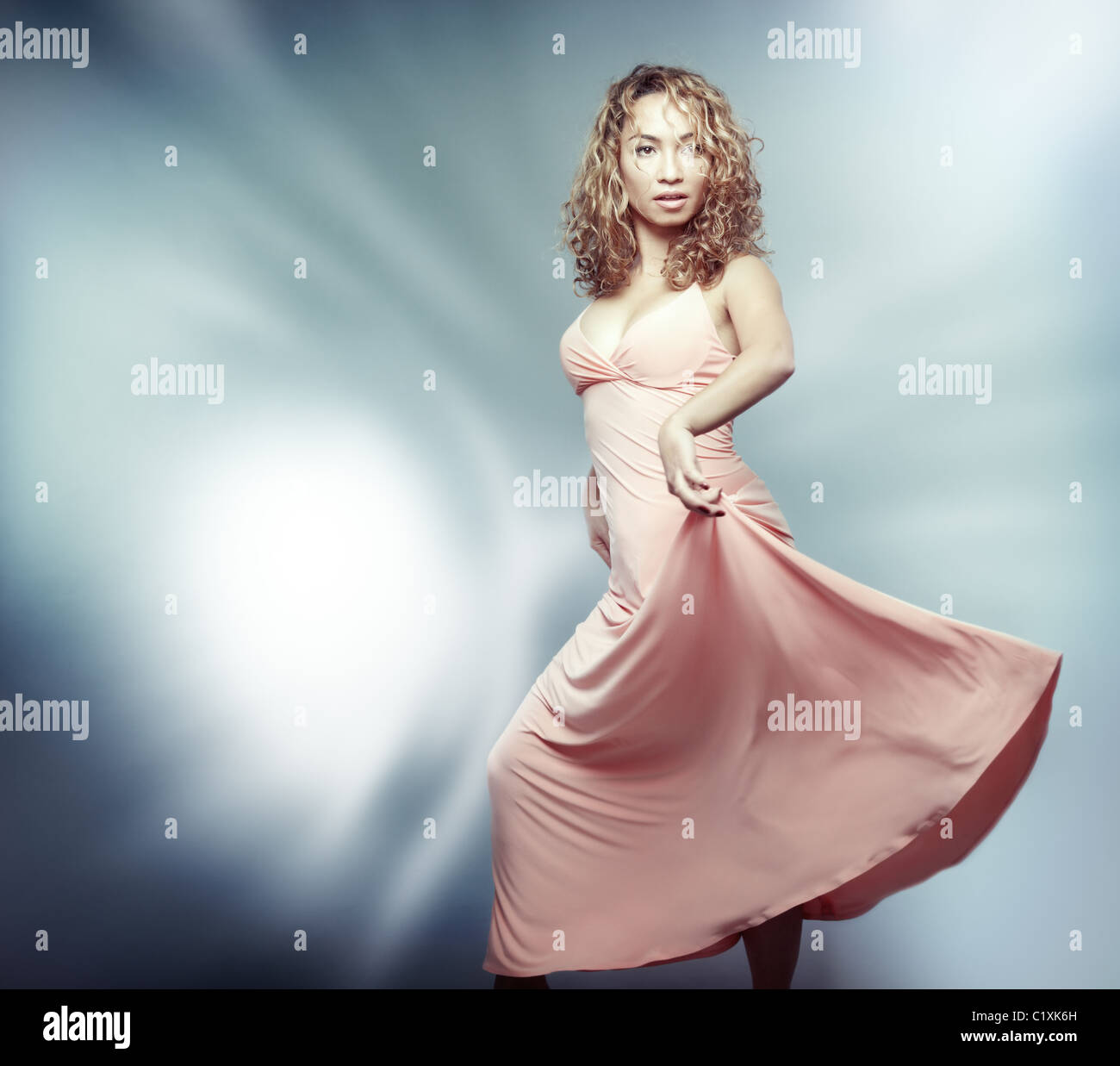Pink flamenco dress hi-res stock photography and images - Alamy