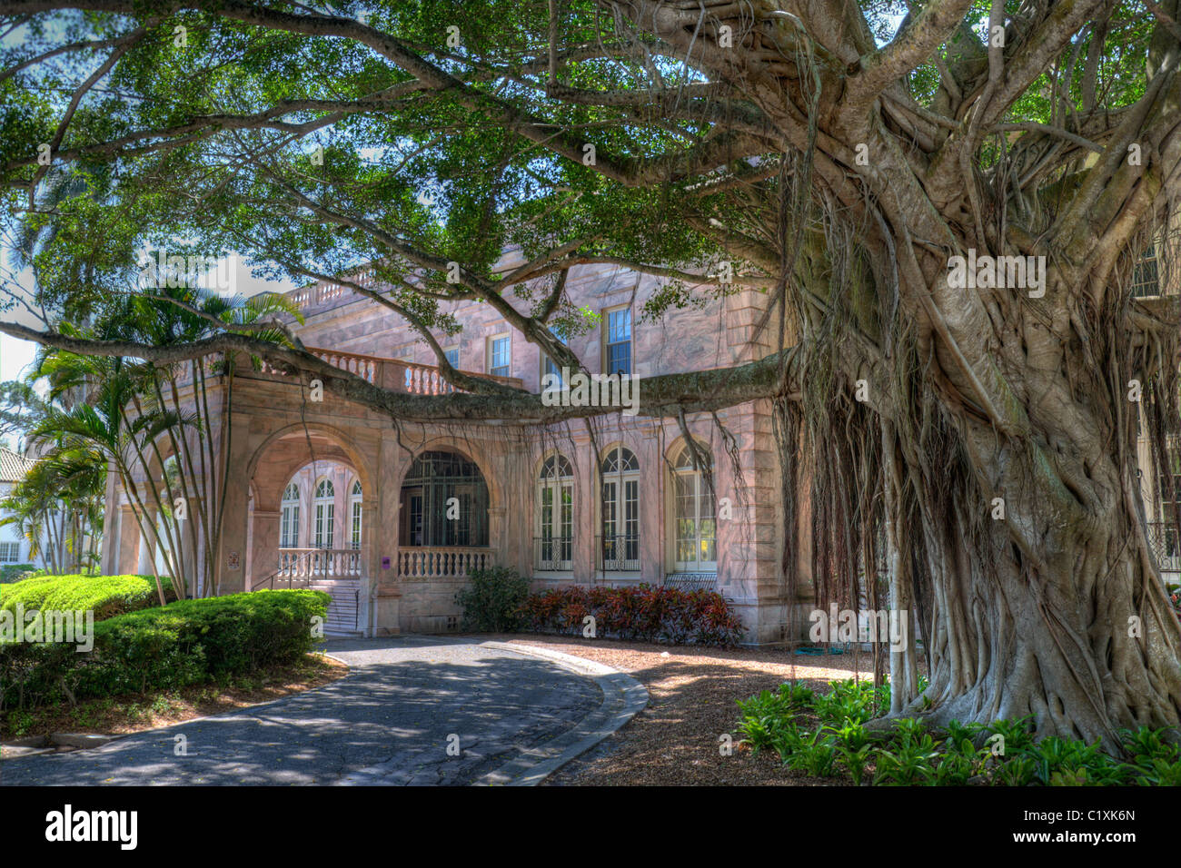 Main entrance, east side, of Charles & Edith Ringling's winter retreat ...
