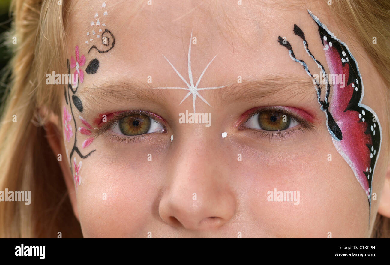 Butterfly face hi-res stock photography and images - Alamy