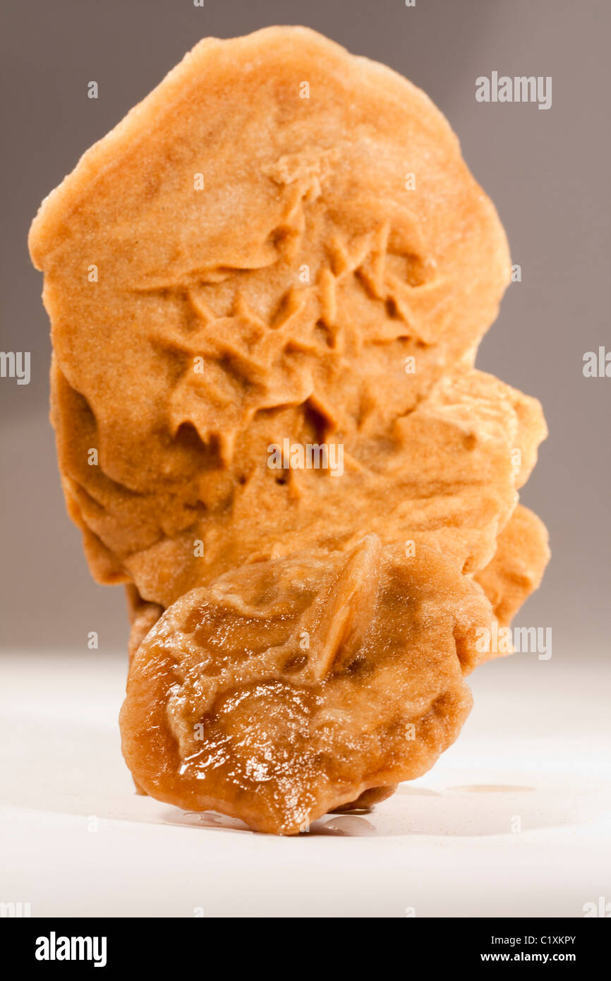 Desert rose selenite crystal hi-res stock photography and images - Alamy