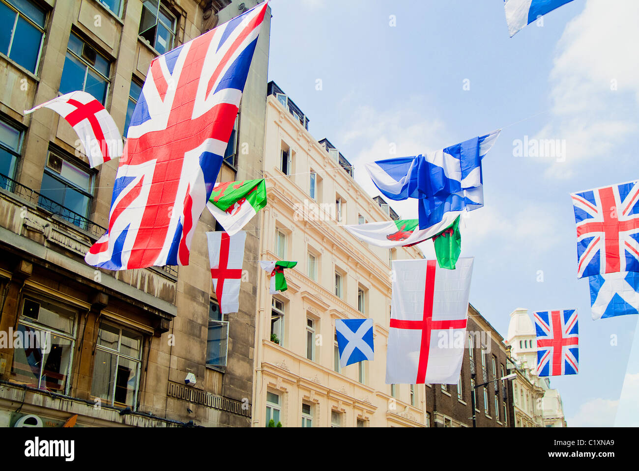 England flag flags london hi-res stock photography and images - Alamy