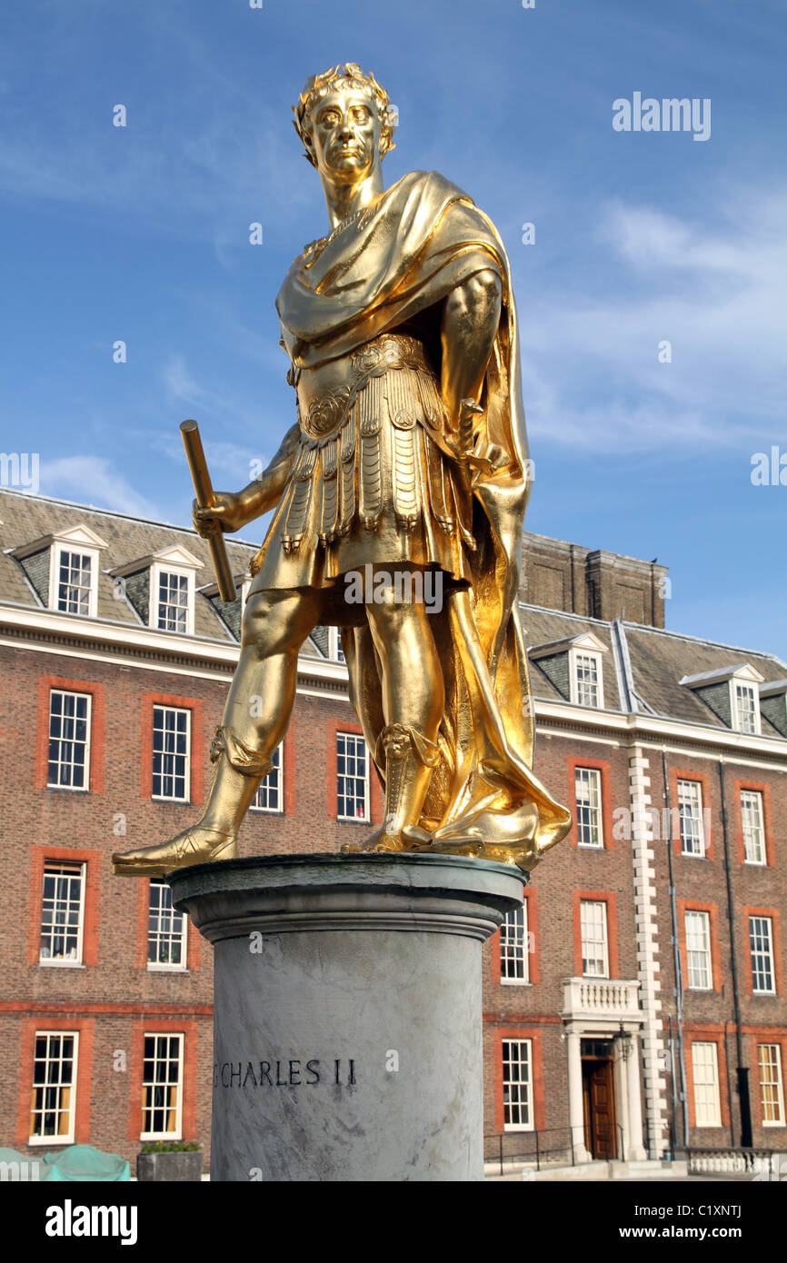 UK. STATUE OF CHARLES II, FOUNDER OF THE ROYAL HOSPITAL, HOME OF THE ...
