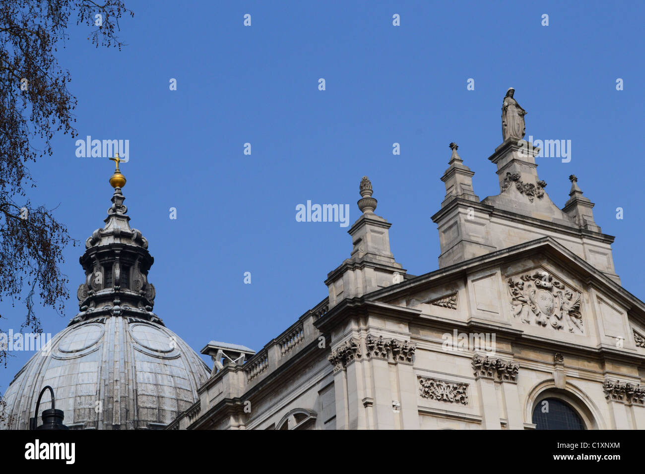 The Roman catholic Brompton Oratory, London, UK ARTIFEX LUCIS Stock ...