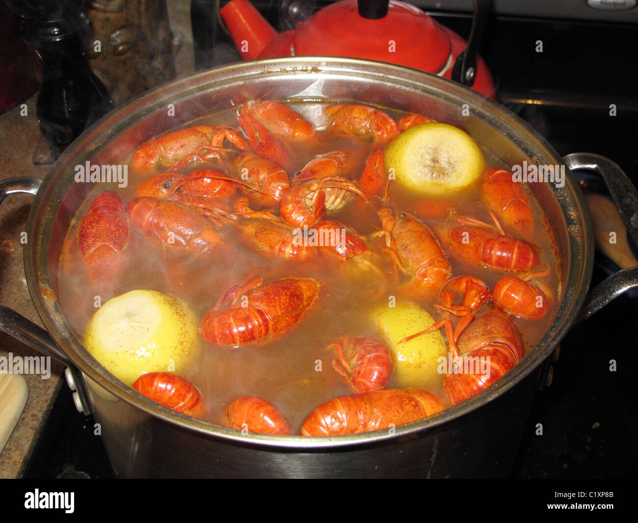 Crawfish boil hi-res stock photography and images - Alamy