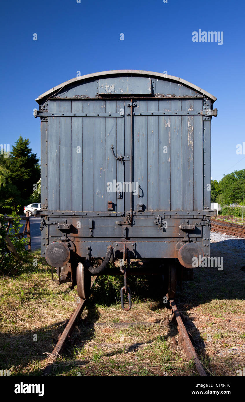 Grey box wagon hi-res stock photography and images - Alamy