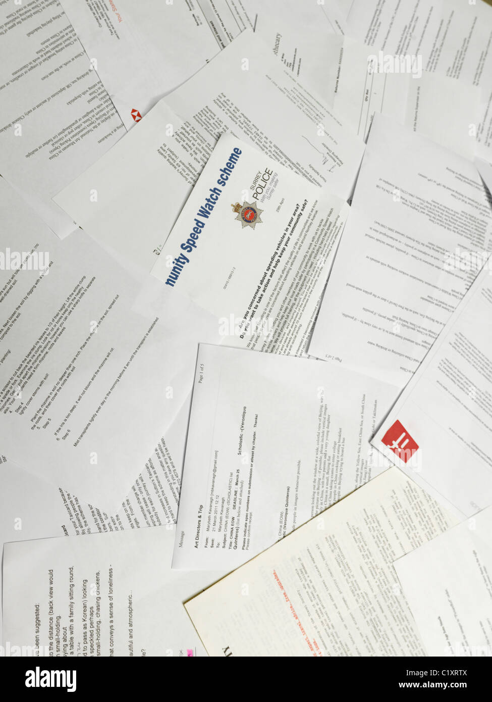 Scattered Paper Reports And Documents Stock Photo - Alamy