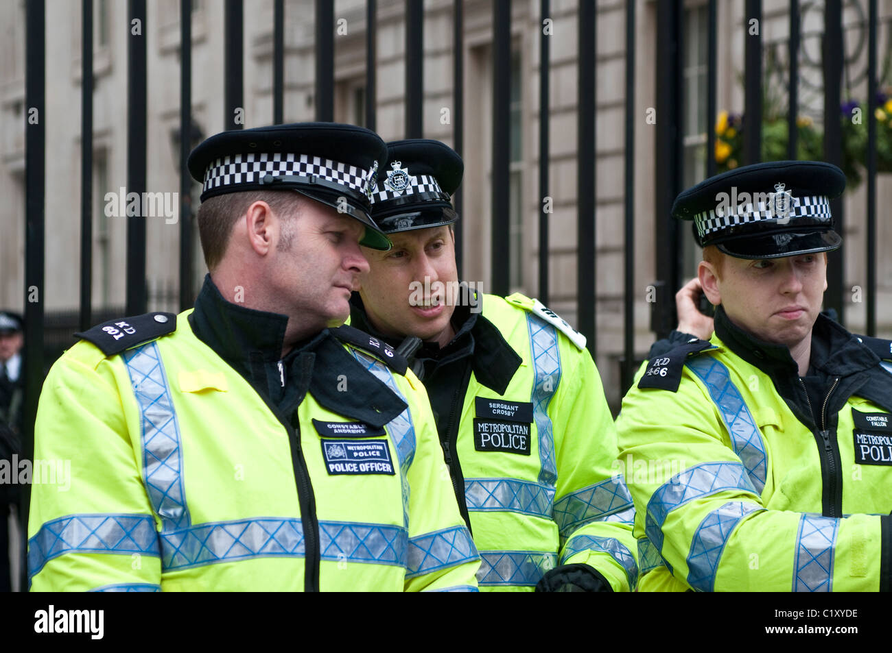 Police officers guarding 10 Downing Street, TUC March for the ...