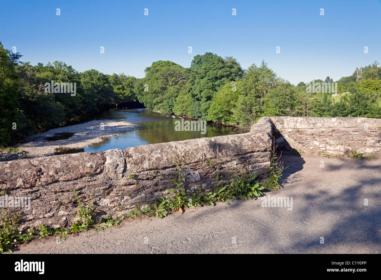 England medieval stone bridge hi-res stock photography and images - Alamy
