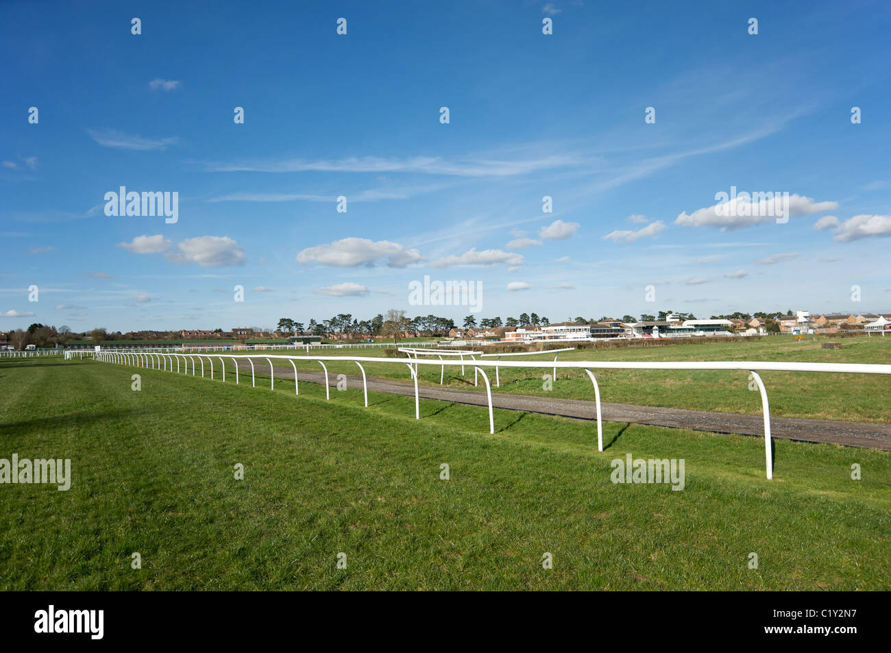 Stratford upon avon racecourse hi-res stock photography and images - Alamy