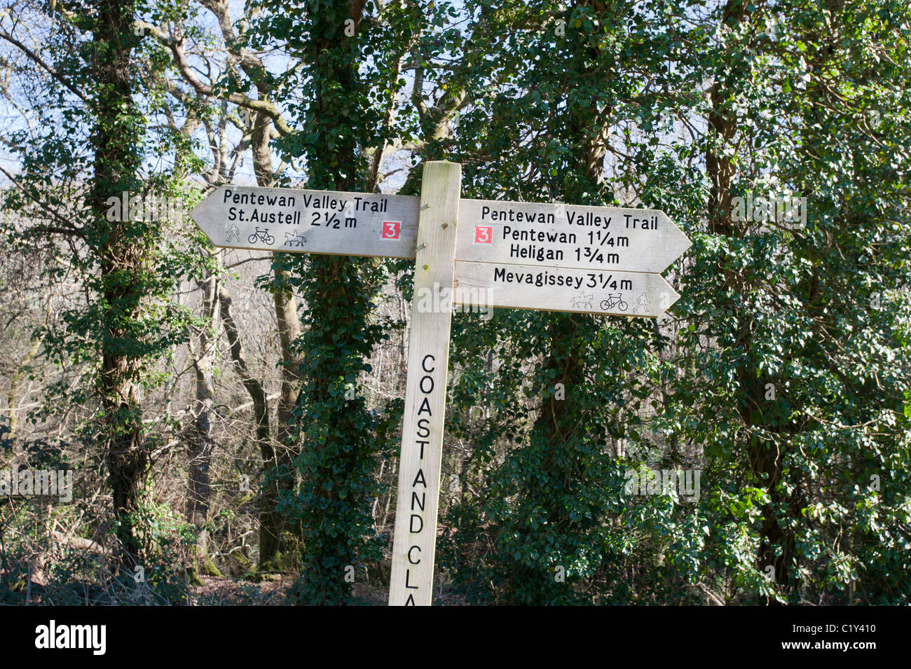 Pentewan Bicycle Trail. Spring 2011 Stock Photo - Alamy