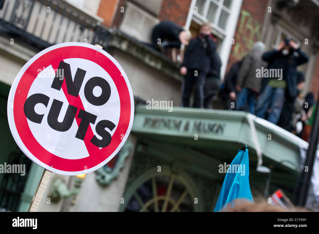 UK Uncut stage a protest which starts off with dancing in Oxford Circus ...