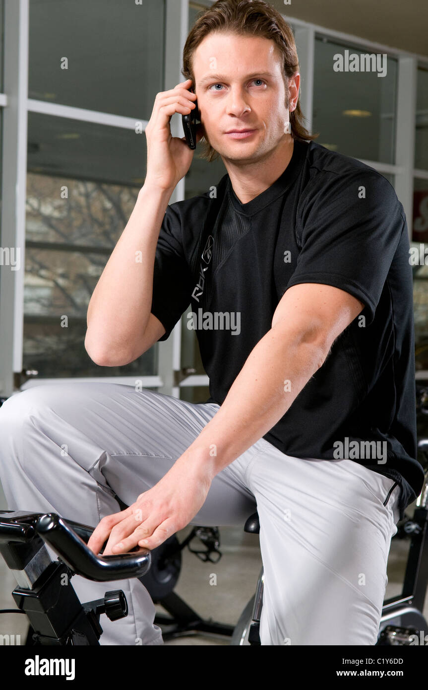 Walk model gym man hi-res stock photography and images - Alamy