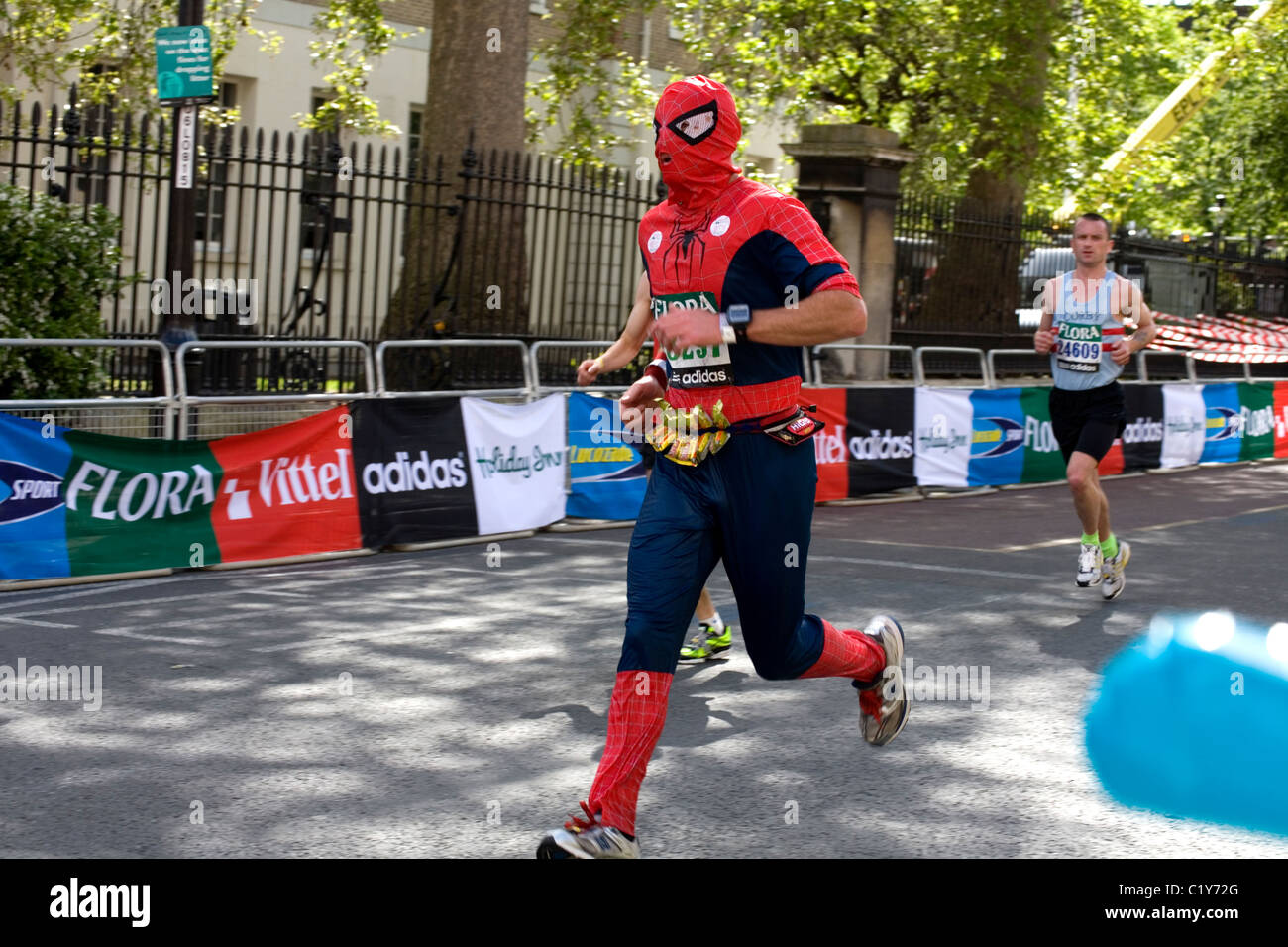 spider man running the London marathon Stock Photo - Alamy