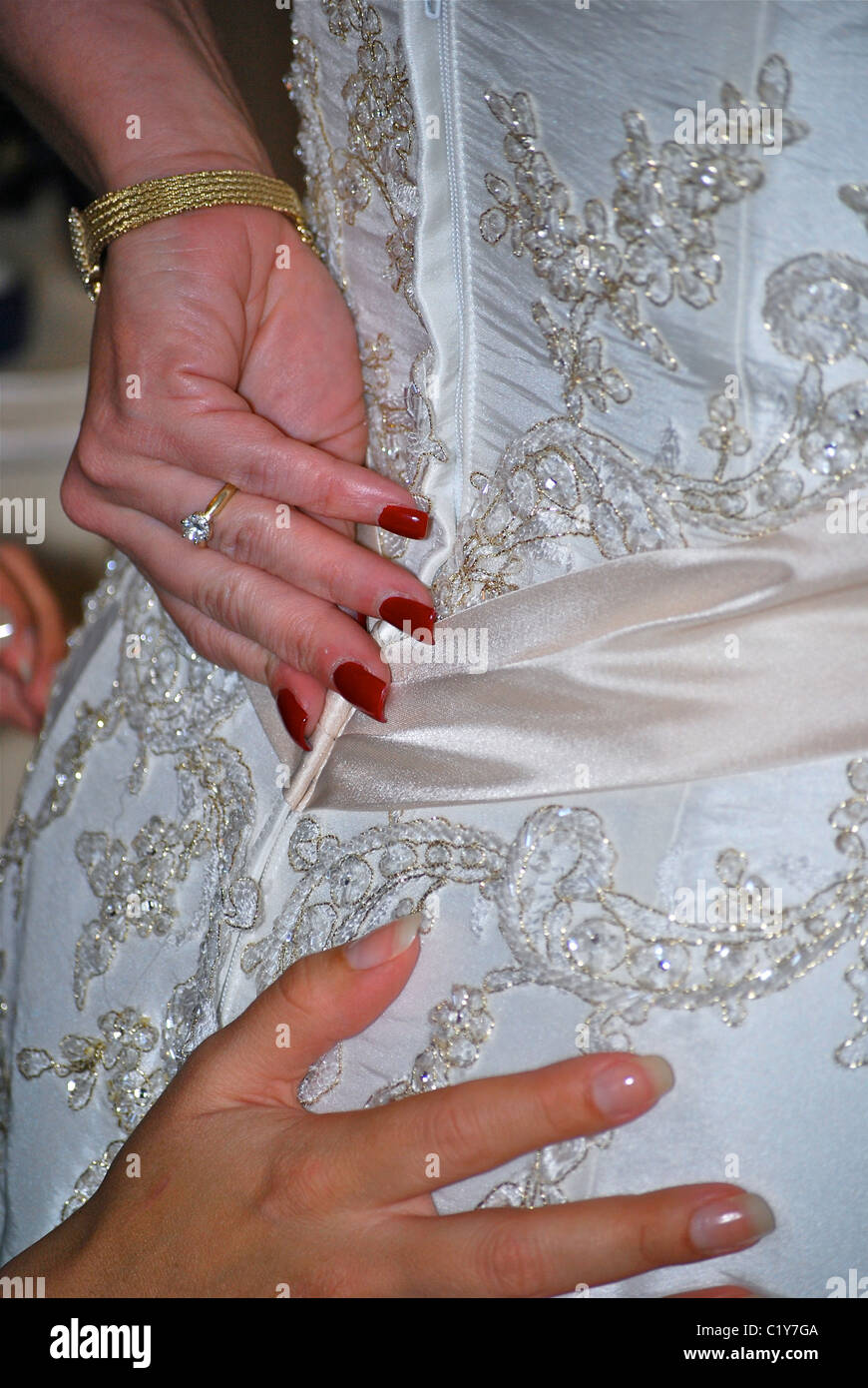 A bride getting ready for her wedding Stock Photo - Alamy