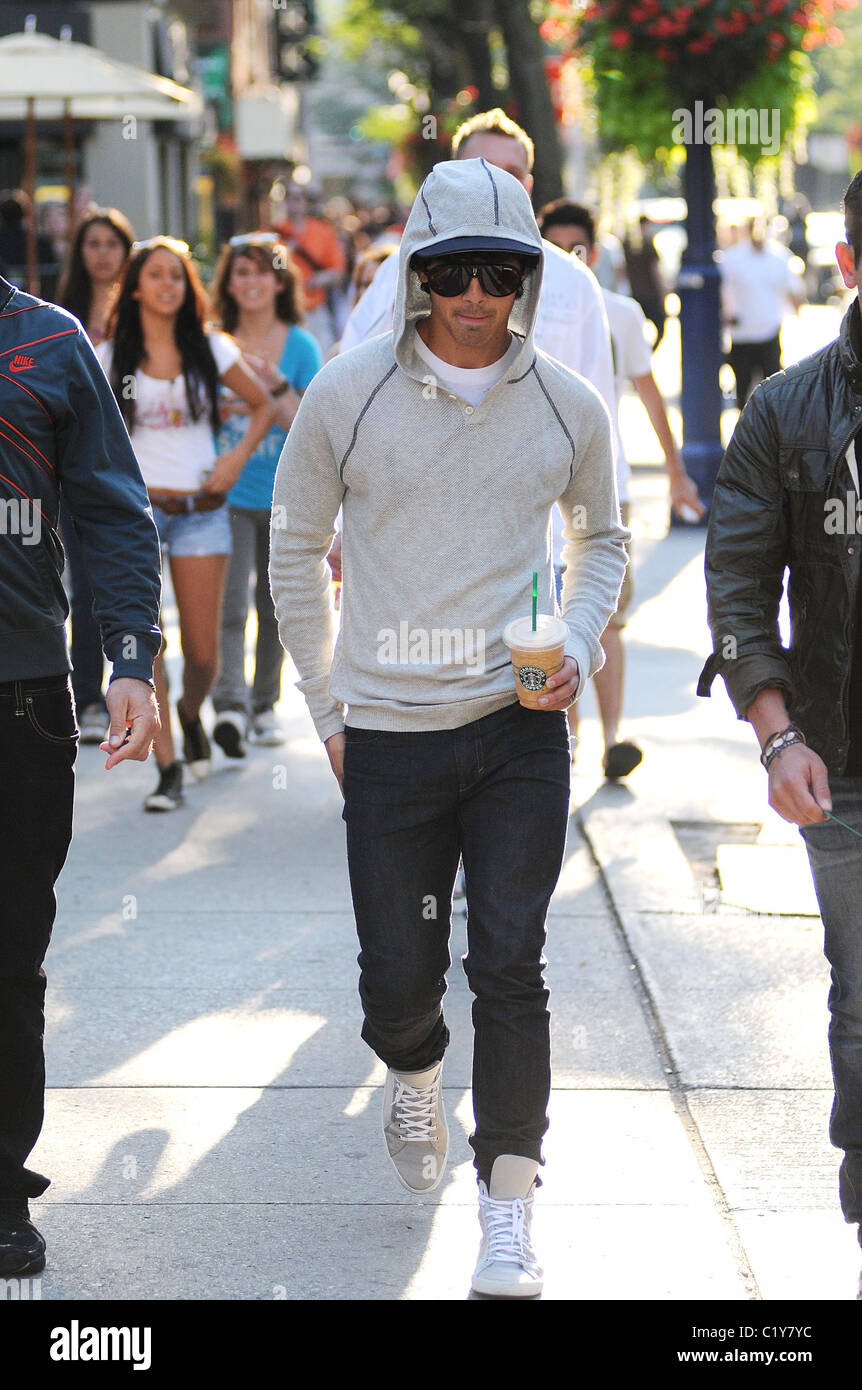 Joe Jonas of the Jonas brothers seen out with a coffee in Yorkville ...