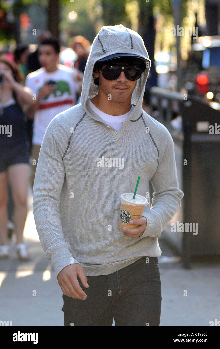Joe jonas seen out hi-res stock photography and images - Alamy