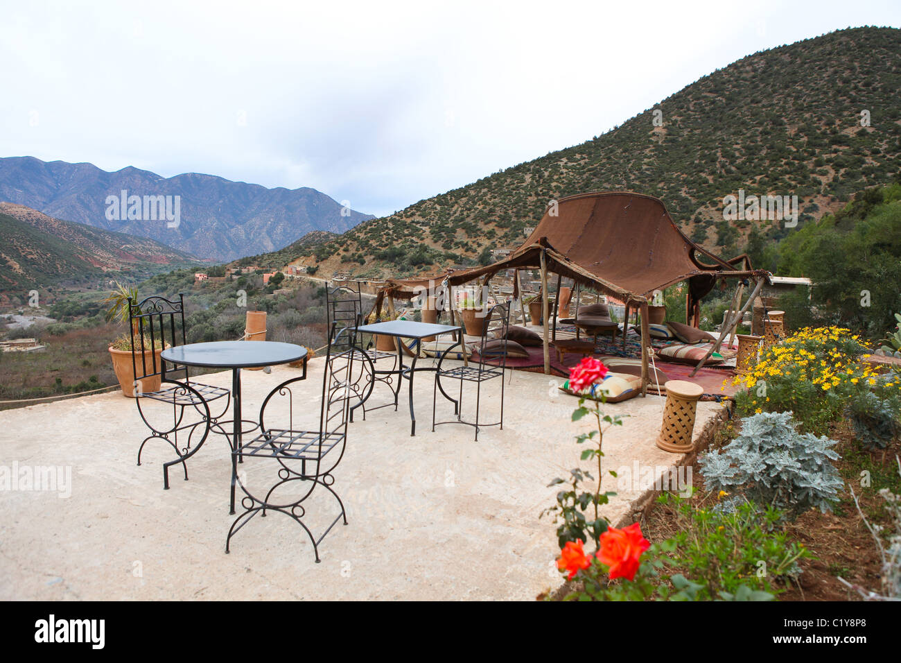 Berber tent hi-res stock photography and images - Alamy