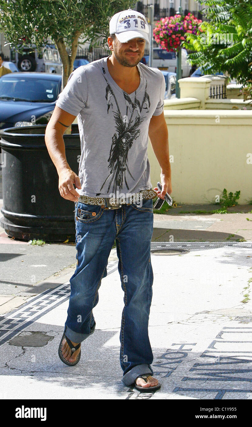 Starbucks brighton hi-res stock photography and images - Alamy