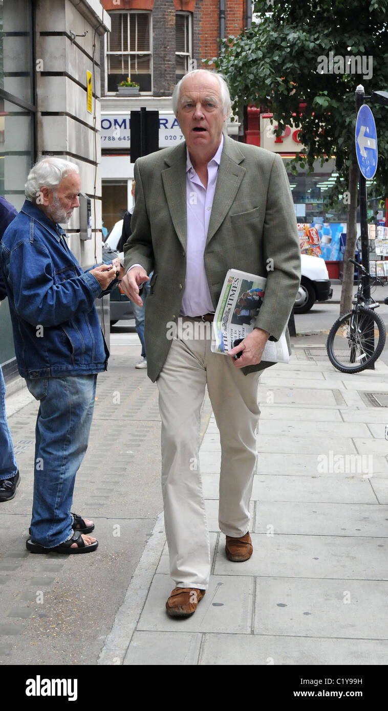 Tim Rice outside the BBC Radio 2 studios London, England - 07.09.09 ...