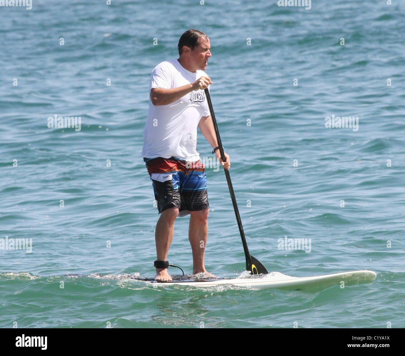 Jon Favreau spends the day paddleboarding on Malibu Beach. Los Angeles ...