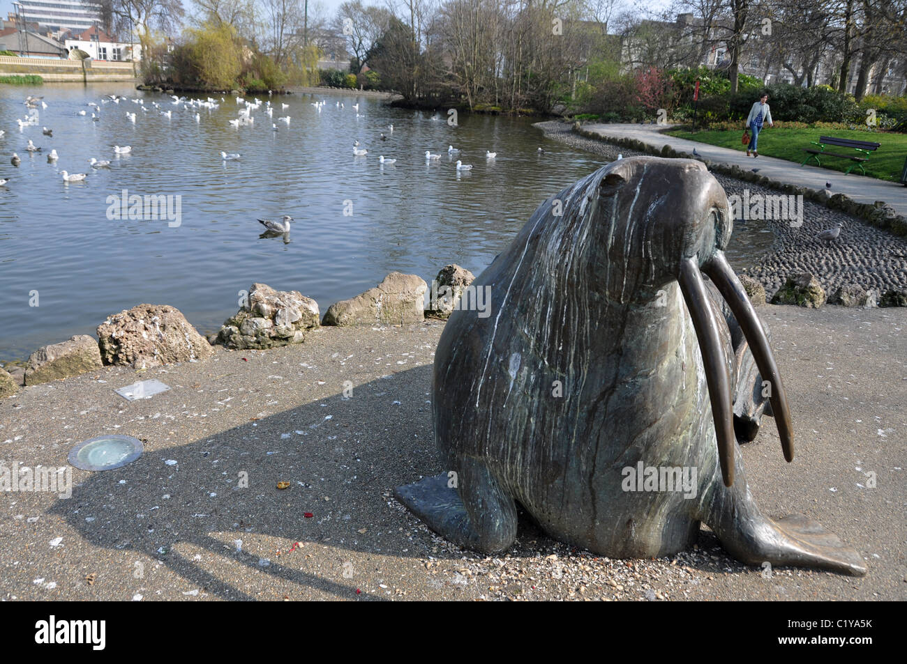 Winter gardens Sunderland Walrus bronze statue Stock Photo - Alamy