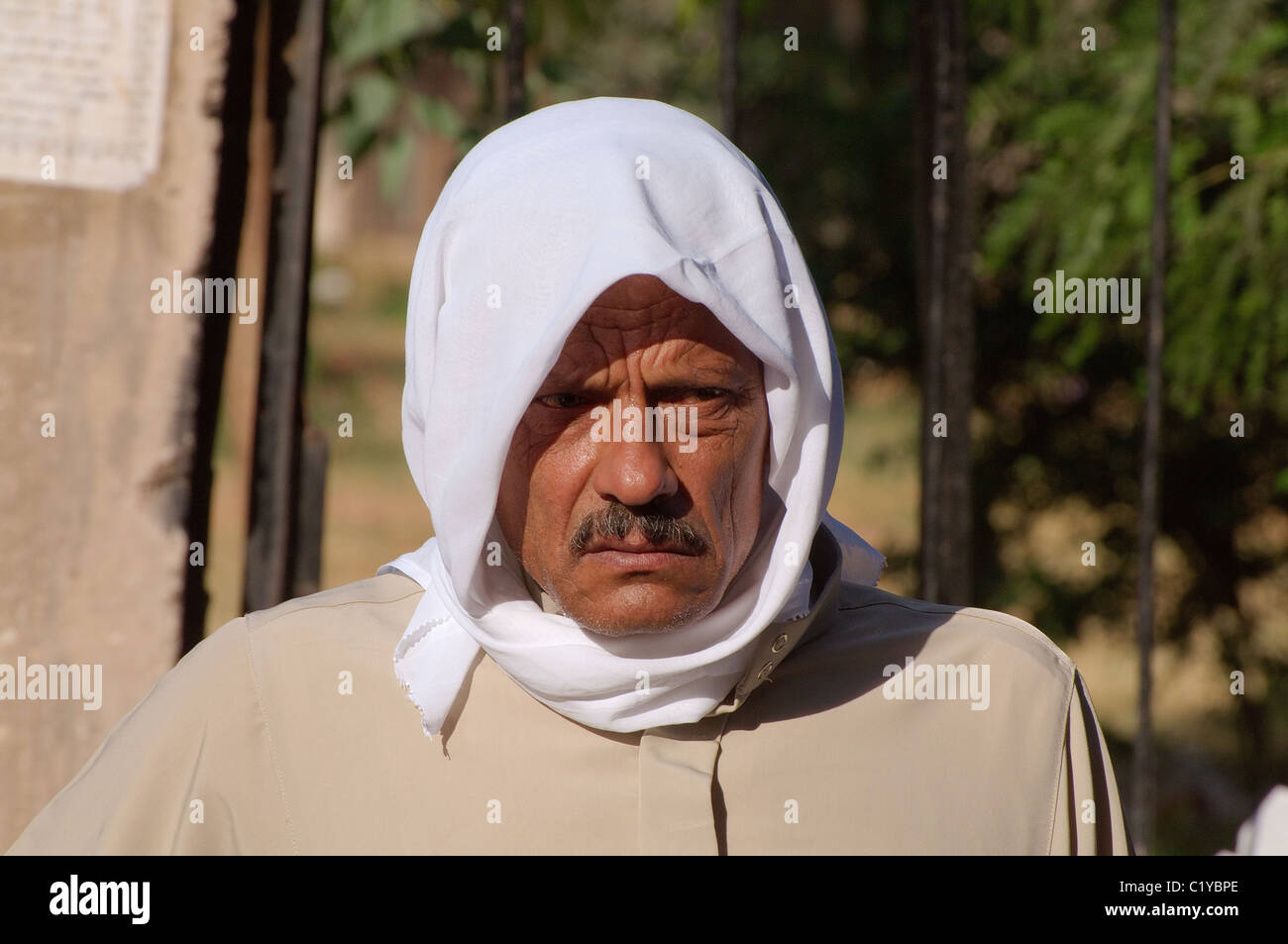 Syria traditional costume hi-res stock photography and images - Alamy