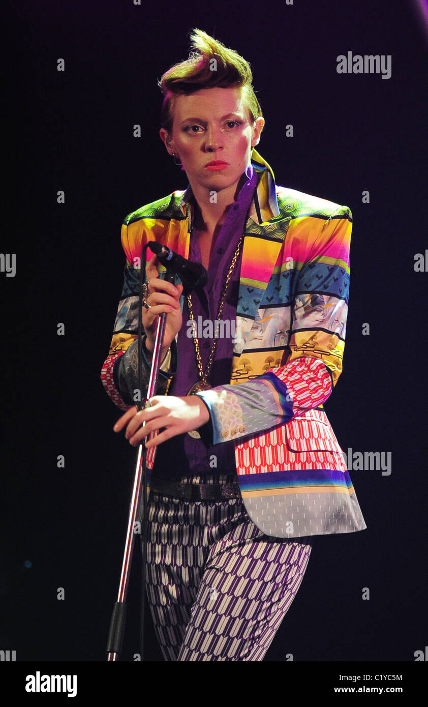 Elly Jackson of La Roux at the Mercury Music Awards at The Grosvenor ...