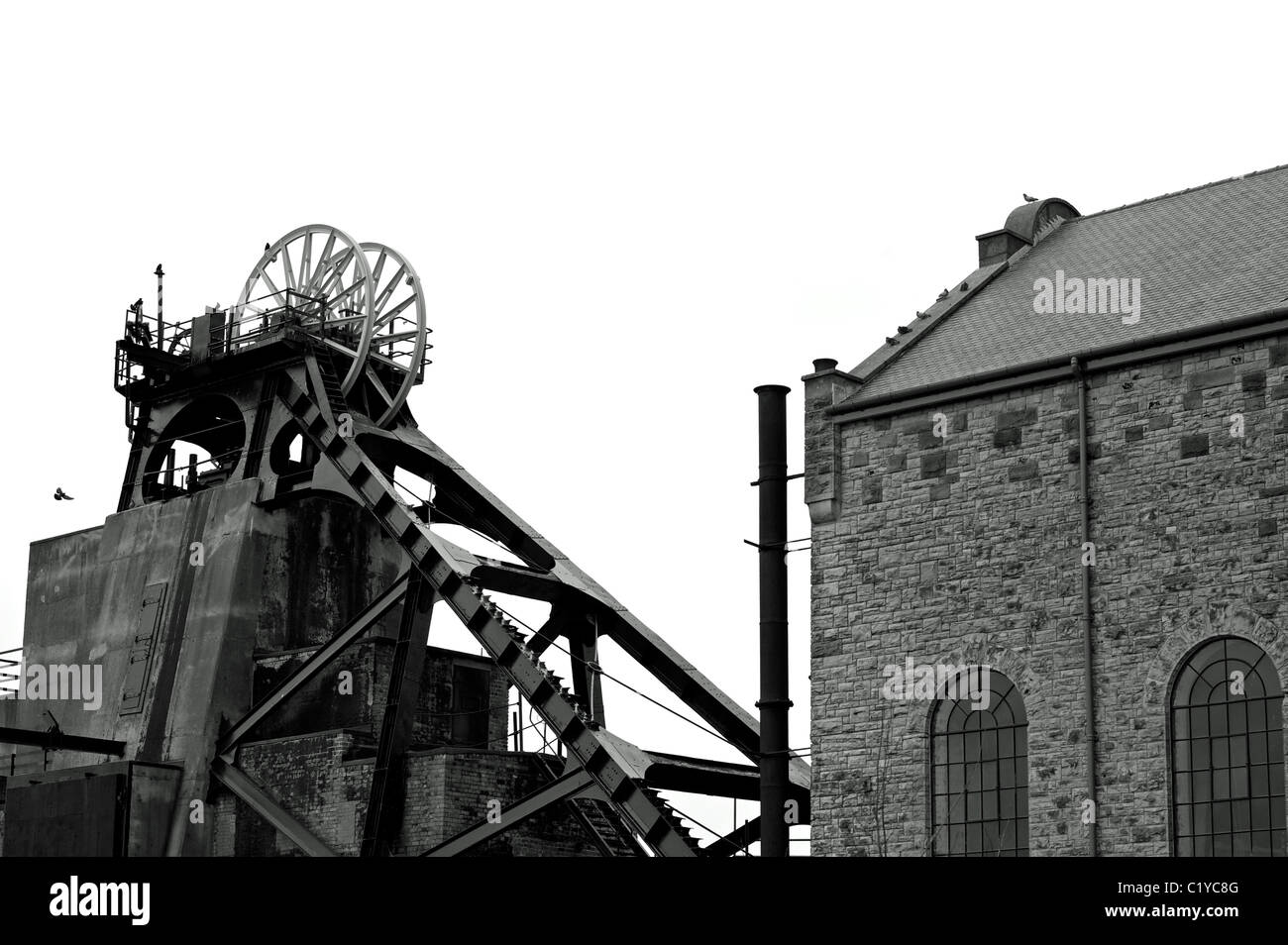 Coal mine winding gear uk hi-res stock photography and images - Alamy