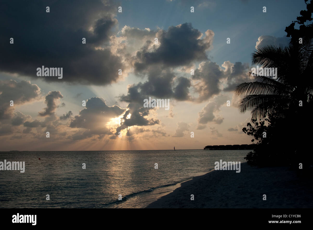 The maldives sunset hi-res stock photography and images - Alamy