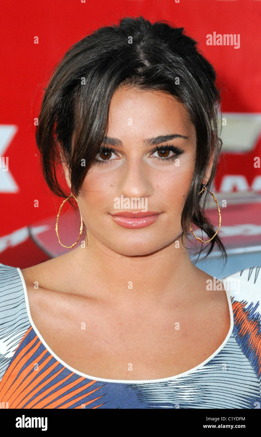 Lea Michele attends the premiere of Fox's 'Glee' at Willows Community ...