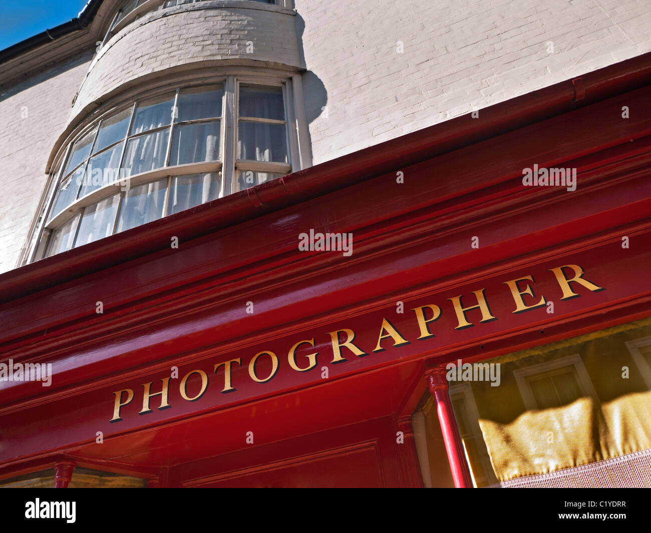 Georgian street front hi-res stock photography and images - Alamy
