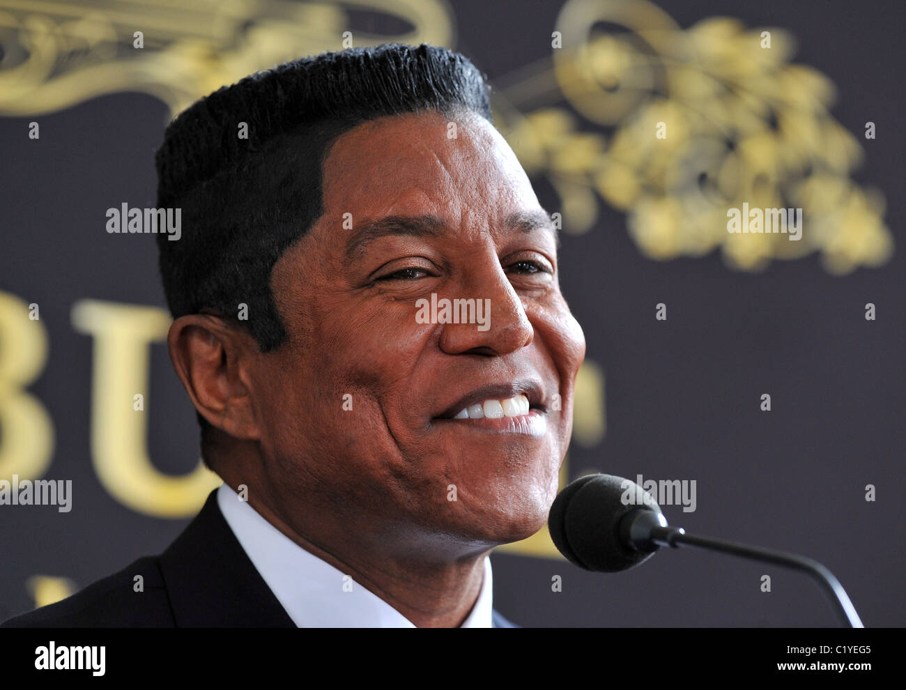 Jermaine Jackson Michael Jackson's brother attends a press conference ...