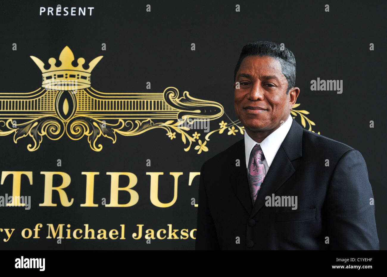 Jermaine Jackson Michael Jackson's brother attends a press conference ...