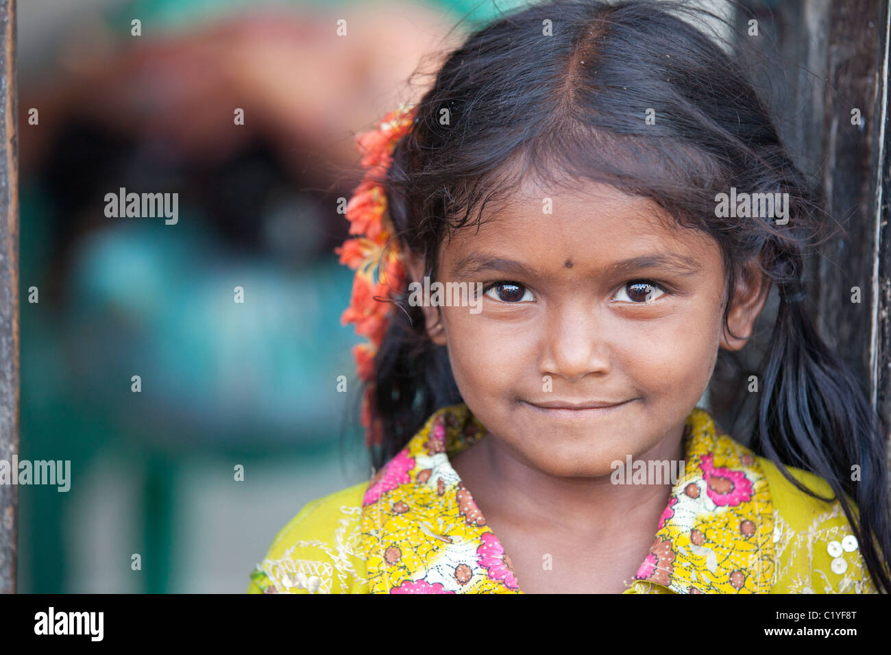 Poor girl indian hi-res stock photography and images - Alamy