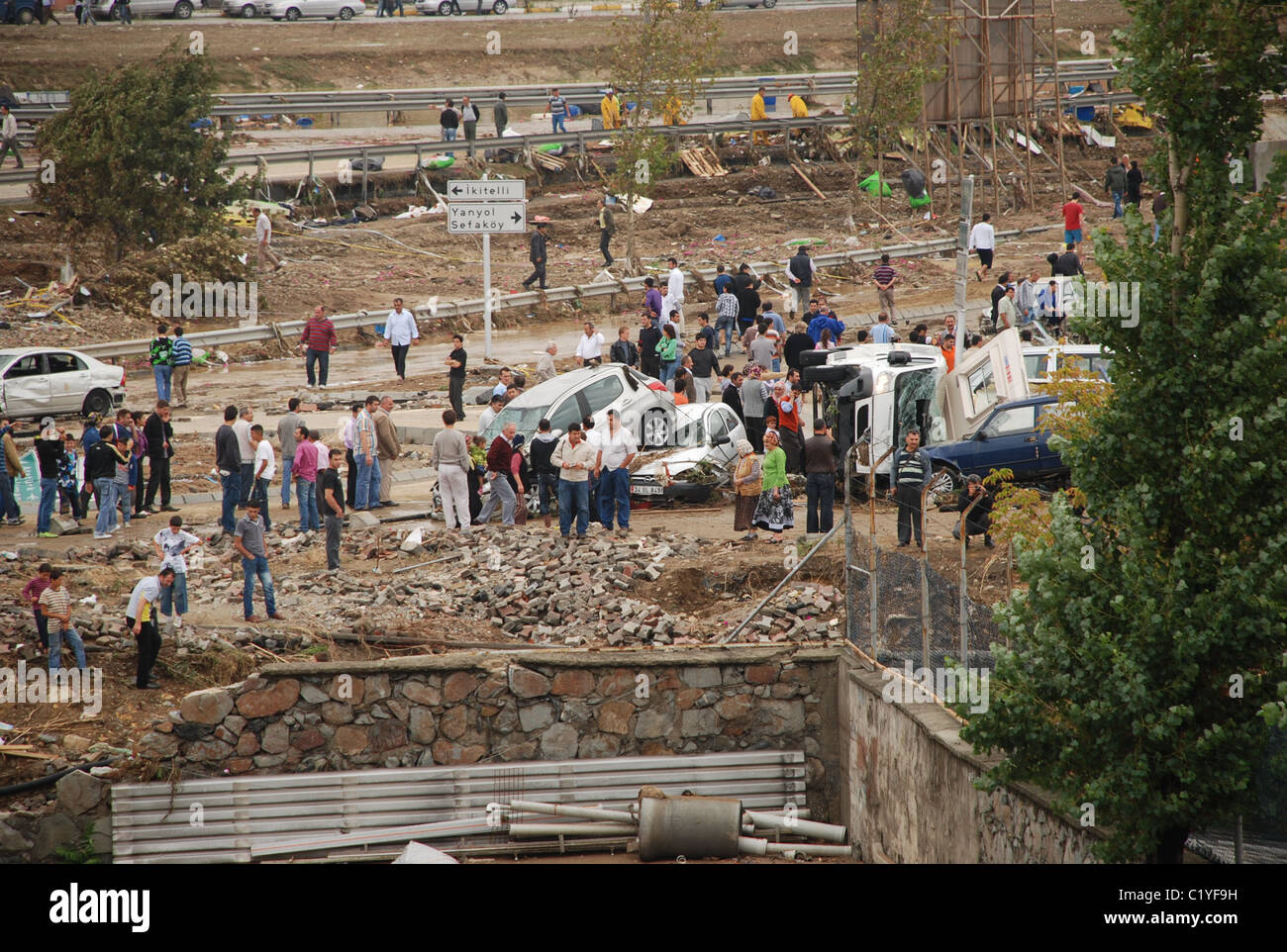 Turkey Flooding Flash floods that gushed across a major highway and a ...