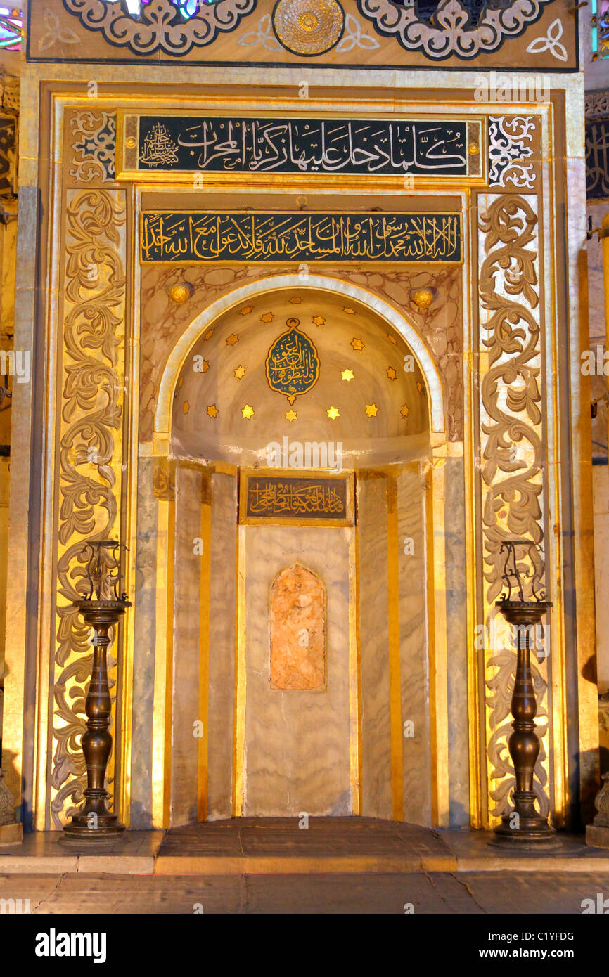 Mihrab in sultan ahmed mosque hi-res stock photography and images - Alamy