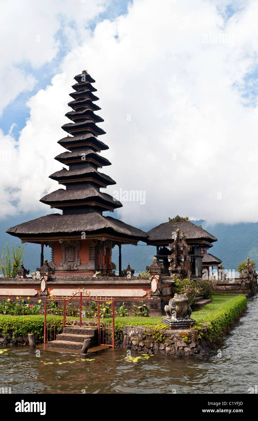 Ulun Danu temple Beratan Lake in Bali Indonesia Stock Photo - Alamy