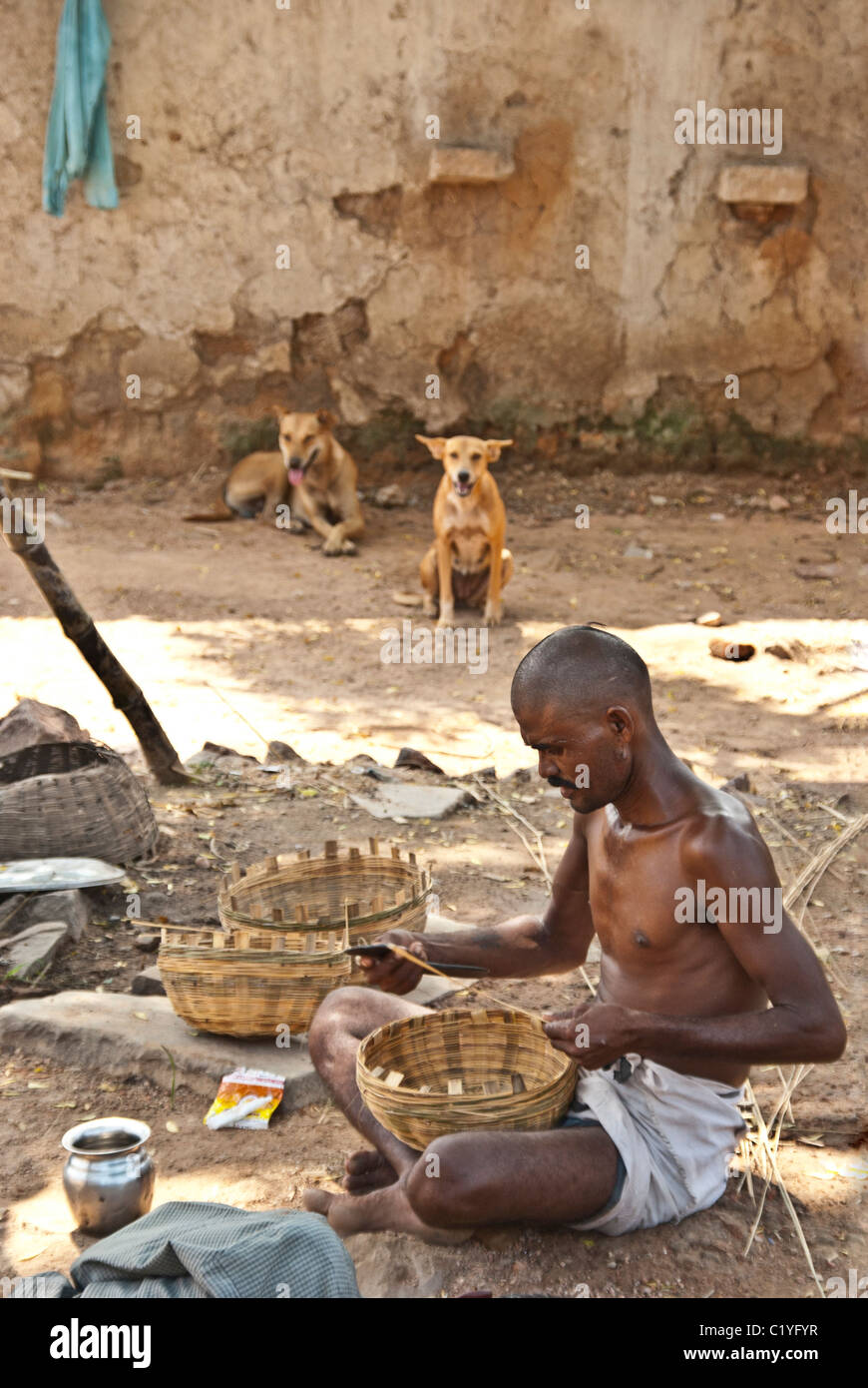 Man making baskets hi-res stock photography and images - Alamy