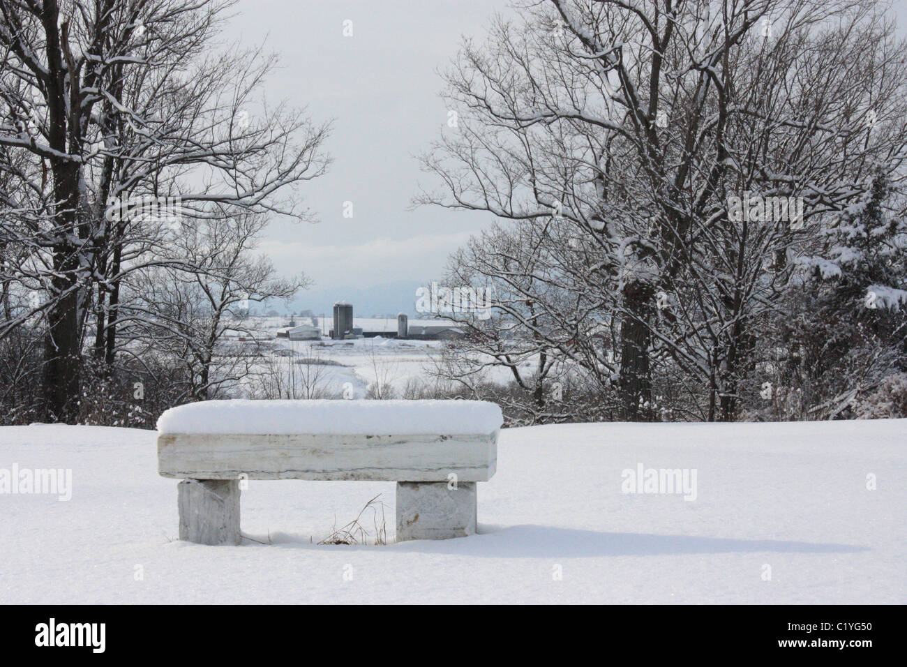Relaxing with winter zen hi-res stock photography and images - Alamy